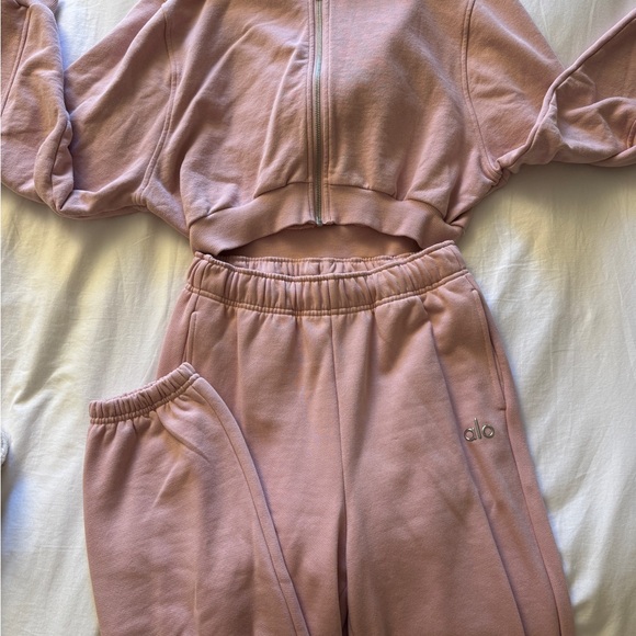 ALO Yoga | Tops | Alo Yoga Blush Pink Tracksuit | Poshmark